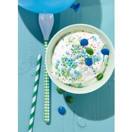 Frozen Joghurt mit buntem Topping selber machen ️ DIY-Rezept